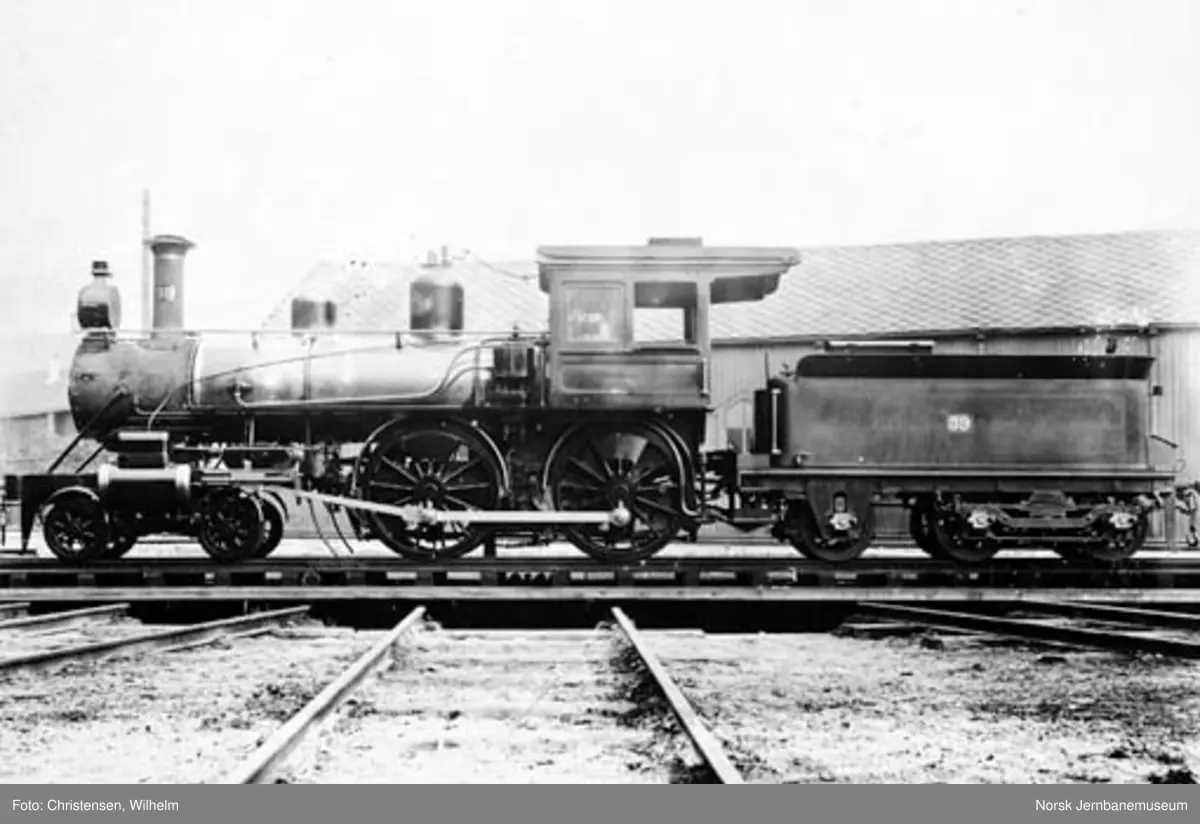 Damplokomotiv type XIX nr. 39 - Norsk jernbanemuseum / DigitaltMuseum