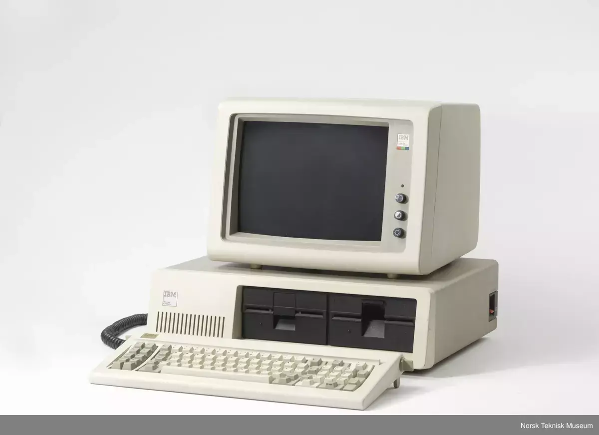 Datamaskin - Norsk Teknisk Museum / DigitaltMuseum
